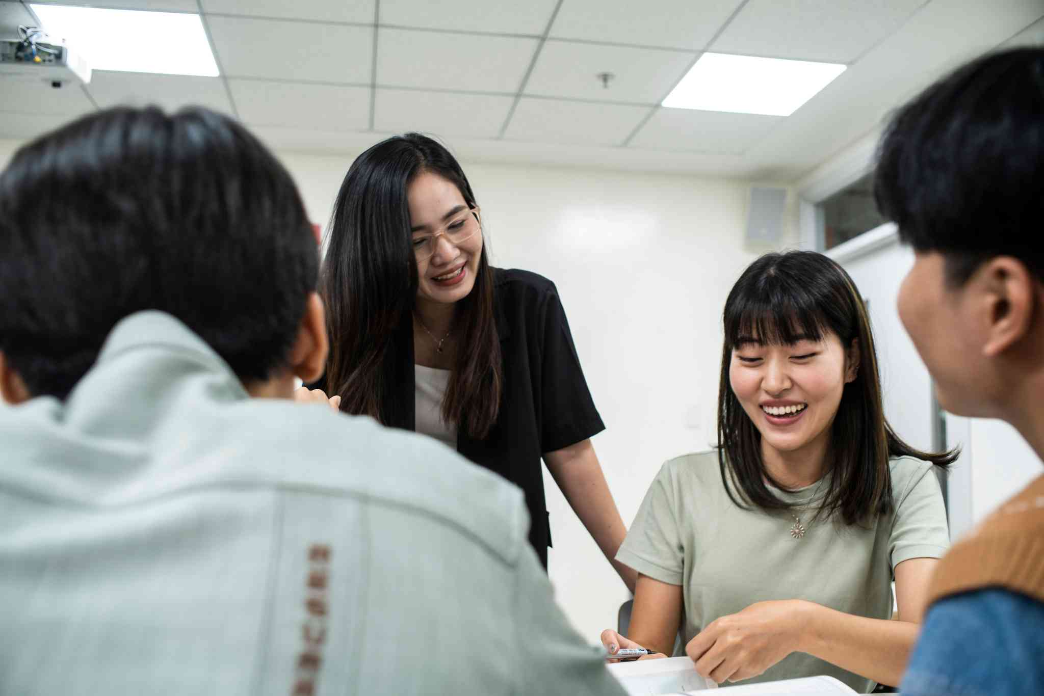 Van Lang University - VLU | Trường Đại học Văn Lang