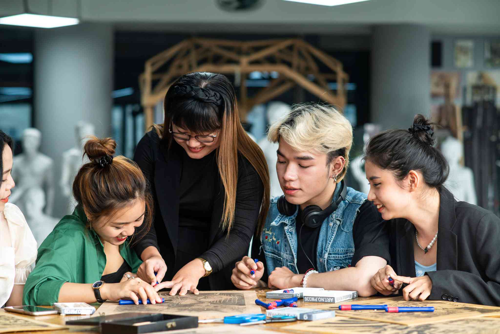 Van Lang University - VLU | Trường Đại học Văn Lang